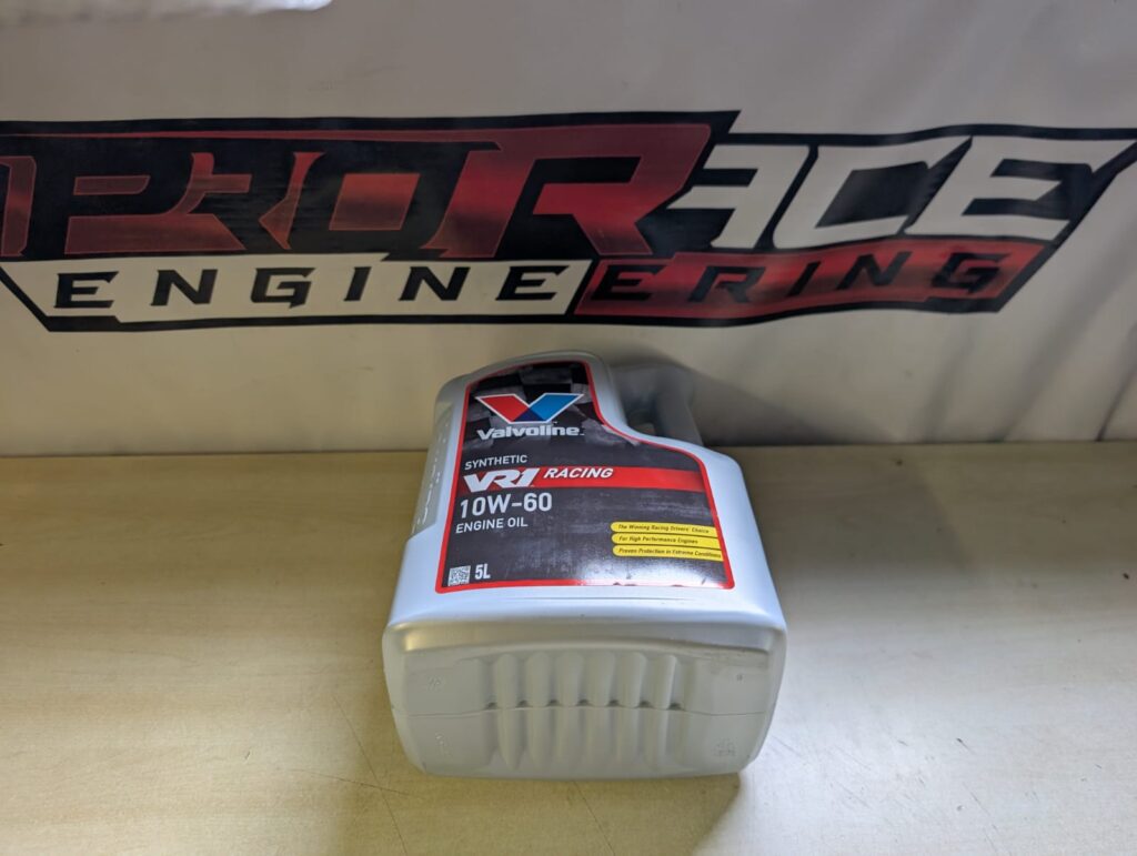 Valvoline VR1 Racing 10W-60 Semi-Synthetic Race Engine Oil | Pro-Race ...